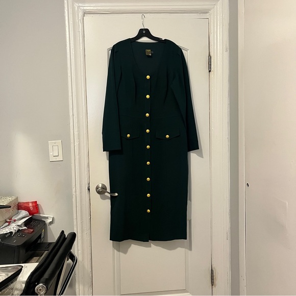 Taylor | Dresses | Taylor Classic Dark Green Dress With Gold Accents ...